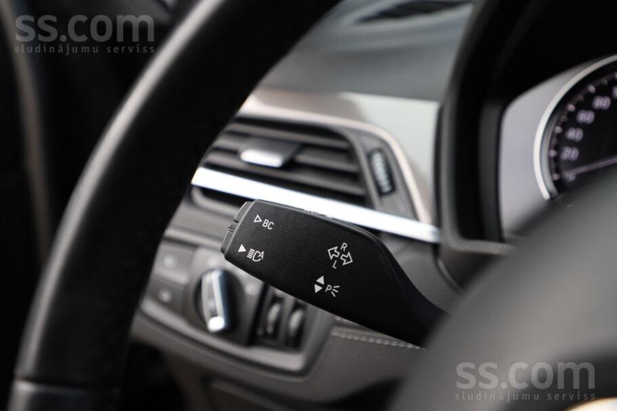 Grey BMW X1 2021 in Tukums, with an engine capacity of 2.00 L and mileage of 129 thousand km for 18000 €, photo 14 on AUTOMOTO.COM.LV