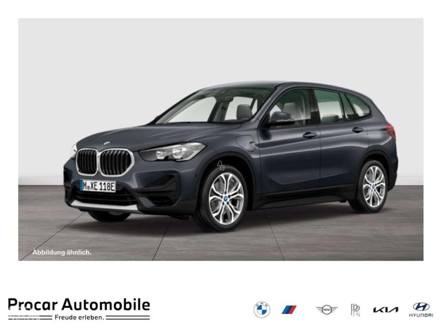 Grey BMW X1 2022 in Kaunas, with an engine capacity of 1.50 L and mileage of 27 thousand km for 29542 €, photo 1 on AUTOMOTO.COM.LV