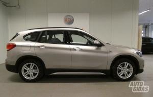 Grey BMW X1 2022 in Kaunas, with an engine capacity of 0.00 L and mileage of 59 thousand km for 31272 €, photo 5 on AUTOMOTO.COM.LV