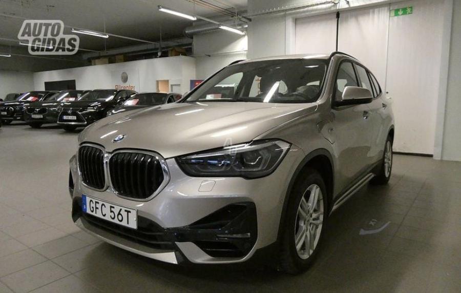Grey BMW X1 2022 in Kaunas, with an engine capacity of 0.00 L and mileage of 59 thousand km for 31272 €, photo 11 on AUTOMOTO.COM.LV
