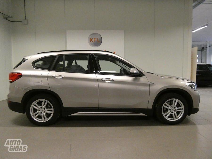 Grey BMW X1 2022 in Kaunas, with an engine capacity of 0.00 L and mileage of 59 thousand km for 31272 €, photo 25 on AUTOMOTO.COM.LV