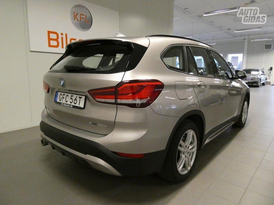 Grey BMW X1 2022 in Kaunas, with an engine capacity of 0.00 L and mileage of 59 thousand km for 31272 €, photo 26 on AUTOMOTO.COM.LV