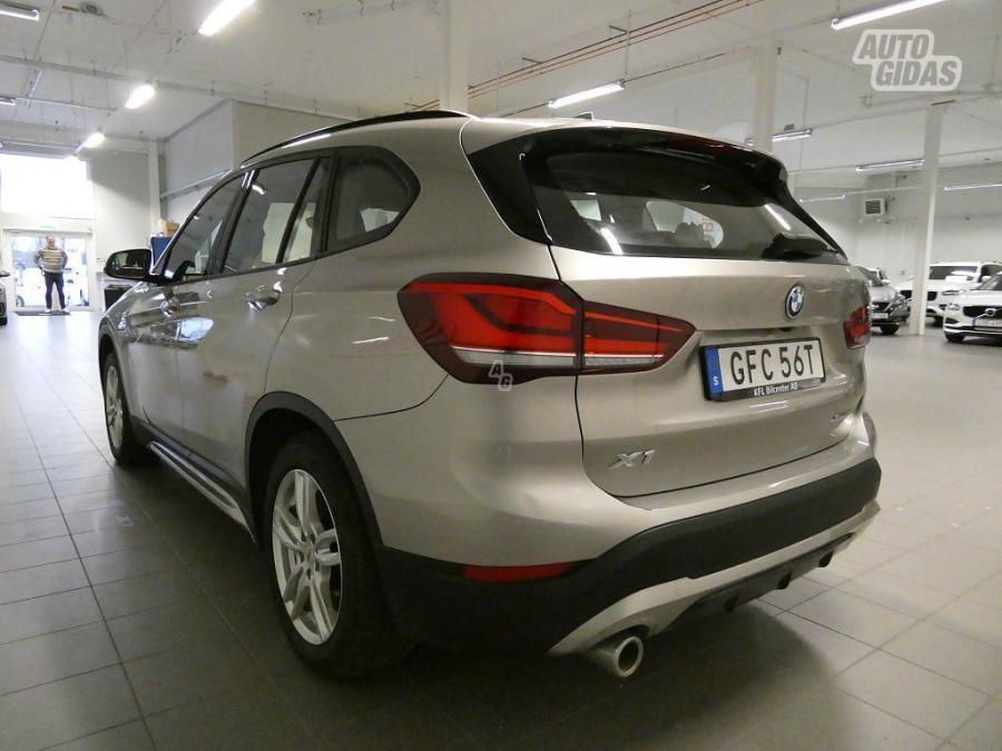 Grey BMW X1 2022 in Kaunas, with an engine capacity of 0.00 L and mileage of 59 thousand km for 31272 €, photo 30 on AUTOMOTO.COM.LV