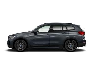 Grey BMW X1 2022 in Kaunas, with an engine capacity of 1.50 L and mileage of 45 thousand km for 29507 €, photo 2 on AUTOMOTO.COM.LV