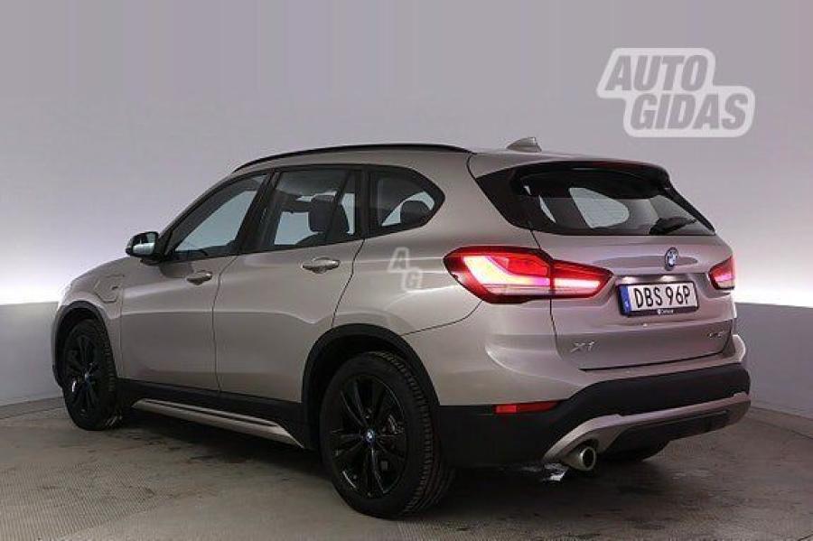 Pelēks BMW X1 2022 Kauņa, ar dzinēja tilpumu 0.00 L un nobraukumu 42 tūkst. km par 33705 €, foto 4 vietnē AUTOMOTO.COM.LV
