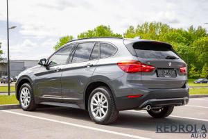 Pelēks BMW X1 2022 Kauņa, ar dzinēja tilpumu 1.50 L un nobraukumu 177 tūkst. km par 17300 €, foto 6 vietnē AUTOMOTO.COM.LV
