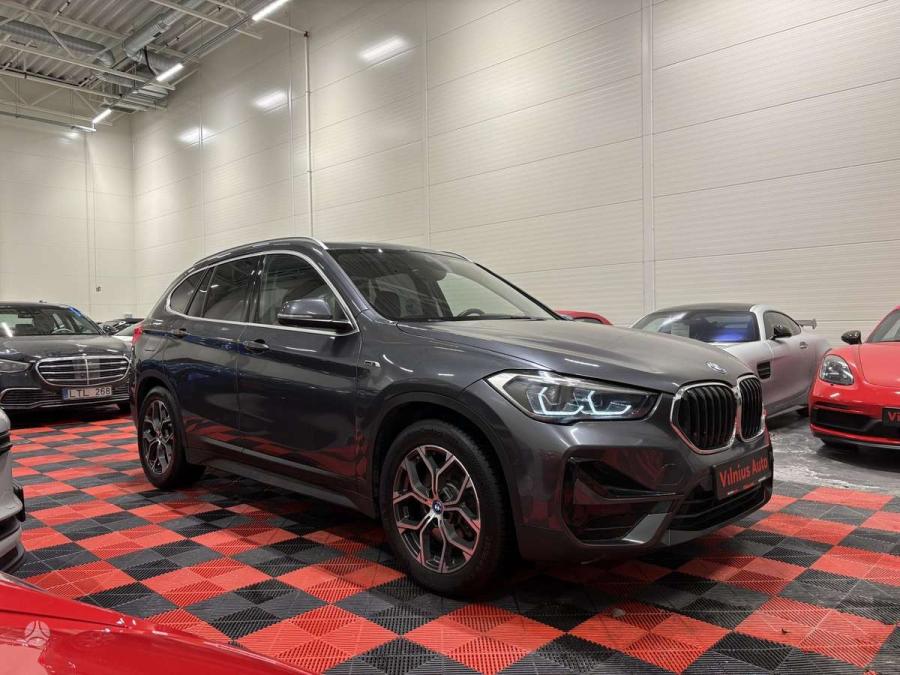 Pelēks BMW X1 2022 Viļņa, ar dzinēja tilpumu 1.50 L un nobraukumu 122 tūkst. km par 24990 €, foto 3 vietnē AUTOMOTO.COM.LV