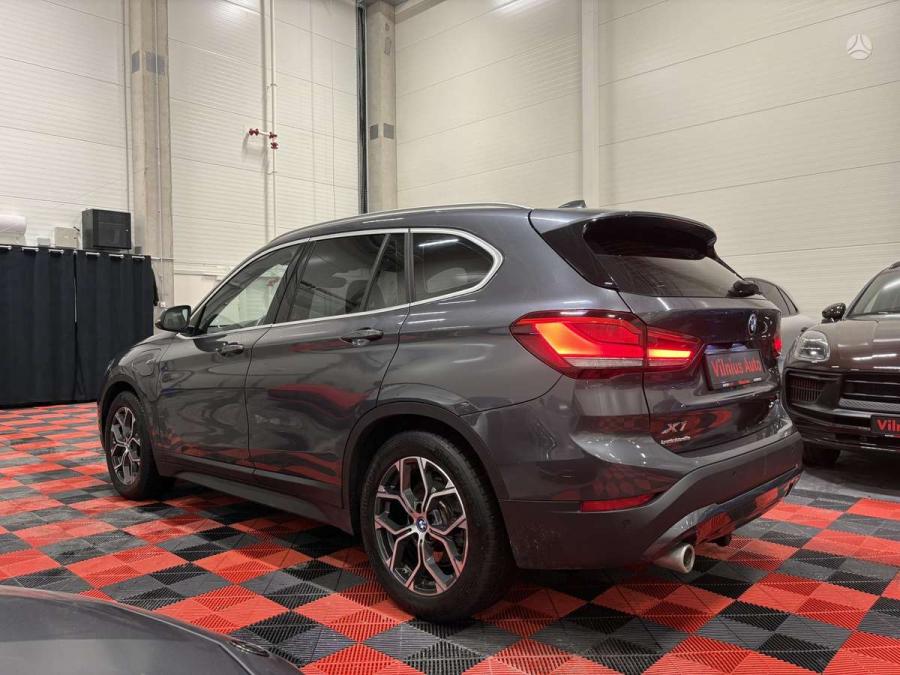 Pelēks BMW X1 2022 Viļņa, ar dzinēja tilpumu 1.50 L un nobraukumu 122 tūkst. km par 24990 €, foto 6 vietnē AUTOMOTO.COM.LV