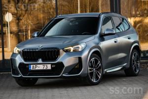 Pelēks BMW X1 2022 Rīga, ar dzinēja tilpumu 2.00 L un nobraukumu 0 tūkst. km par 29500 €, foto  vietnē AUTOMOTO.COM.LV