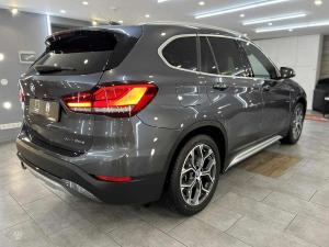 Pelēks BMW X1 2022 Mažeikiai, ar dzinēja tilpumu 1.50 L un nobraukumu 29 tūkst. km par 26620 €, foto 8 vietnē AUTOMOTO.COM.LV