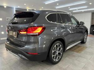 Pelēks BMW X1 2022 Mažeikiai, ar dzinēja tilpumu 1.50 L un nobraukumu 29 tūkst. km par 26620 €, foto 12 vietnē AUTOMOTO.COM.LV