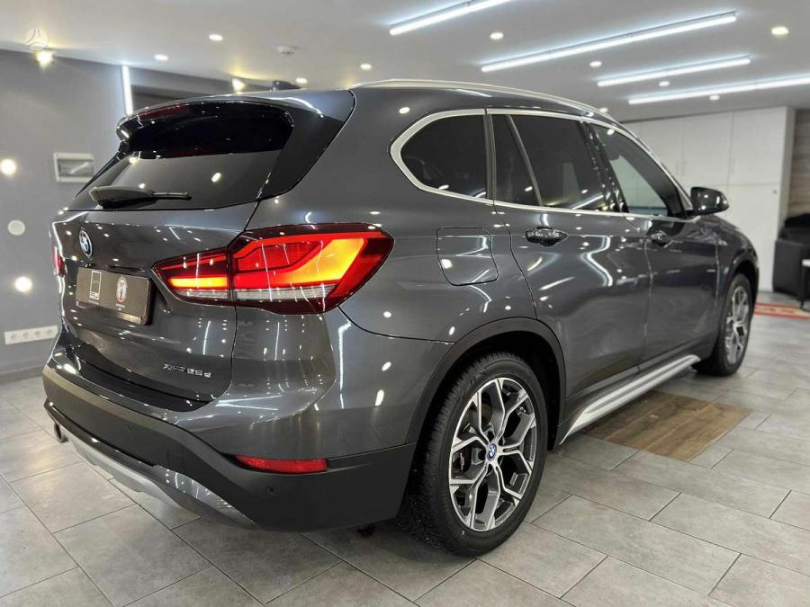 Pelēks BMW X1 2022 Mažeikiai, ar dzinēja tilpumu 1.50 L un nobraukumu 29 tūkst. km par 26620 €, foto 12 vietnē AUTOMOTO.COM.LV