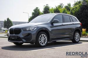 Grey BMW X1 2022 in Kaunas, with an engine capacity of 1.50 L and mileage of 177 thousand km for 16900 €, photo  on AUTOMOTO.COM.LV