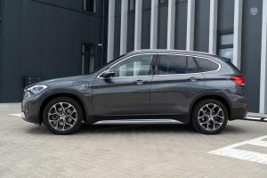 Pelēks BMW X1 2022 Viļņa, ar dzinēja tilpumu 1.50 L un nobraukumu 30 tūkst. km par 27000 €, foto 3 vietnē AUTOMOTO.COM.LV