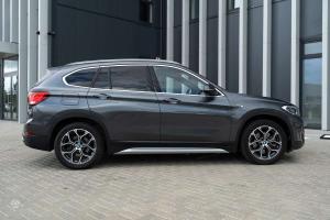 Pelēks BMW X1 2022 Viļņa, ar dzinēja tilpumu 1.50 L un nobraukumu 30 tūkst. km par 27000 €, foto 7 vietnē AUTOMOTO.COM.LV