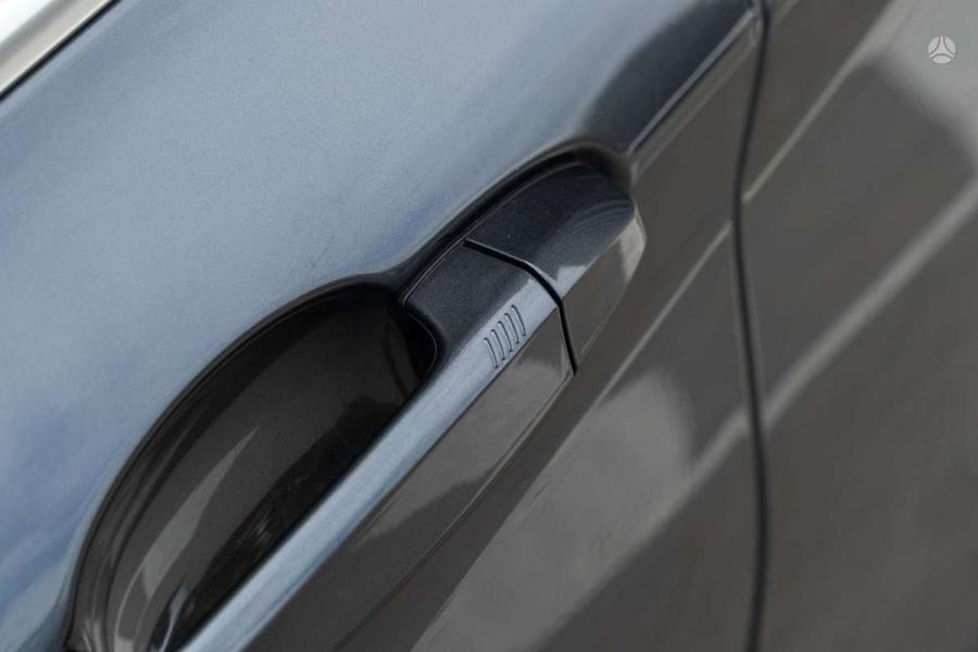 Pelēks BMW X1 2022 Viļņa, ar dzinēja tilpumu 1.50 L un nobraukumu 30 tūkst. km par 27000 €, foto 12 vietnē AUTOMOTO.COM.LV