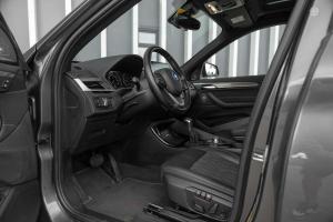 Pelēks BMW X1 2022 Viļņa, ar dzinēja tilpumu 1.50 L un nobraukumu 30 tūkst. km par 27000 €, foto 15 vietnē AUTOMOTO.COM.LV