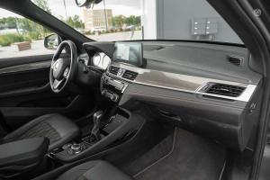 Pelēks BMW X1 2022 Viļņa, ar dzinēja tilpumu 1.50 L un nobraukumu 30 tūkst. km par 27000 €, foto 18 vietnē AUTOMOTO.COM.LV