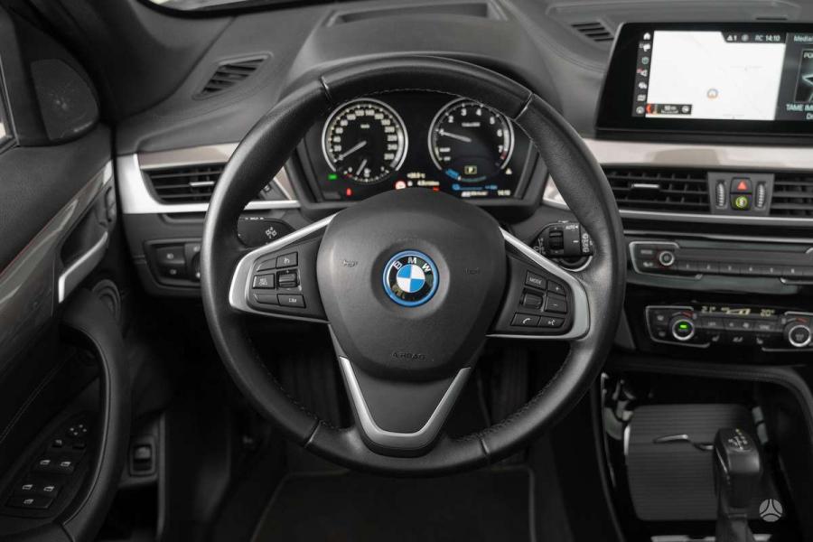 Pelēks BMW X1 2022 Viļņa, ar dzinēja tilpumu 1.50 L un nobraukumu 30 tūkst. km par 27000 €, foto 26 vietnē AUTOMOTO.COM.LV