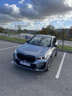 Pelēks BMW X1 2023 Kauņa, ar dzinēja tilpumu 2.00 L un nobraukumu 55 tūkst. km par 41000 €, foto 3 vietnē AUTOMOTO.COM.LV