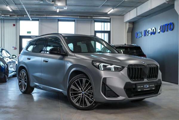 Grey BMW X1 2023 in Kaunas, with an engine capacity of 2.00 L and mileage of 55 thousand km for 43450 €, photo 1 on AUTOMOTO.COM.LV
