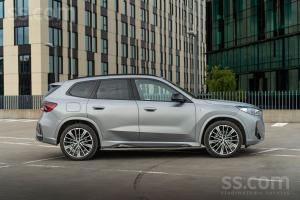 Pelēks BMW X1 2023 Tallina, ar dzinēja tilpumu 2.00 L un nobraukumu 58 tūkst. km par 40000 €, foto 5 vietnē AUTOMOTO.COM.LV