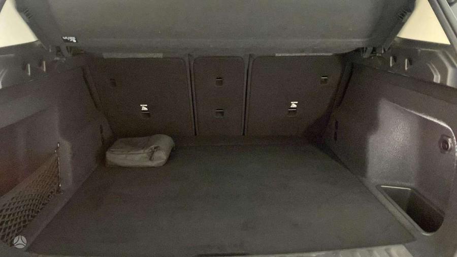 Grey BMW X1 2023 in Vilnius, with an engine capacity of 1.50 L and mileage of 114 thousand km for 26140 €, photo 19 on AUTOMOTO.COM.LV