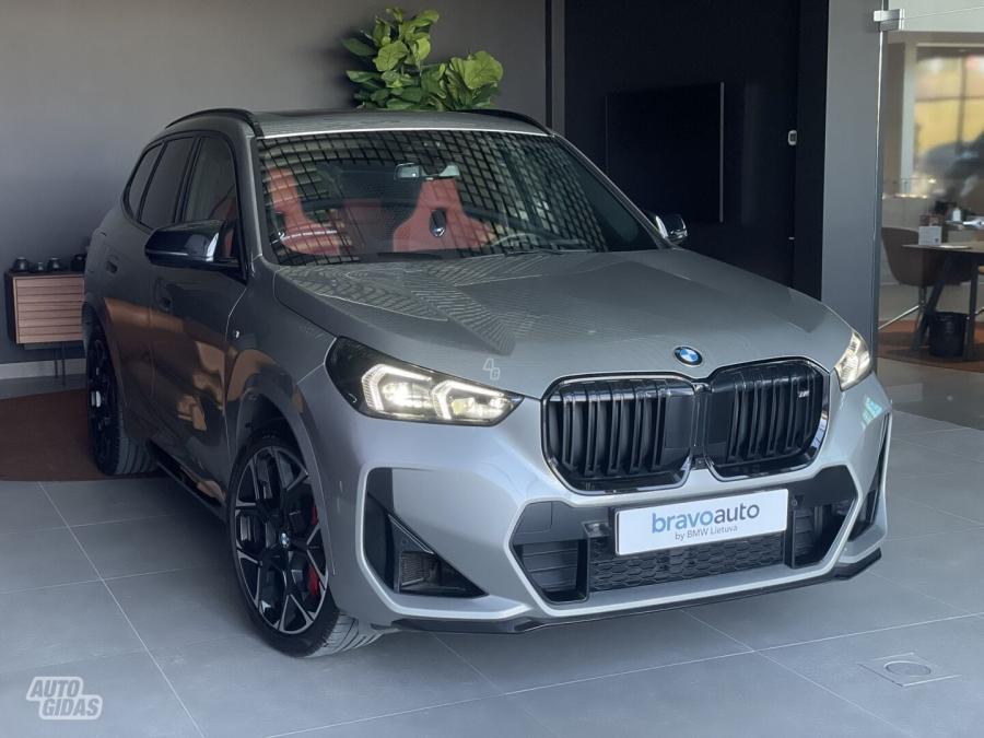 Grey BMW X1 2024 in Klaipeda, with an engine capacity of 2.00 L and mileage of 57 thousand km for 44991 €, photo 4 on AUTOMOTO.COM.LV