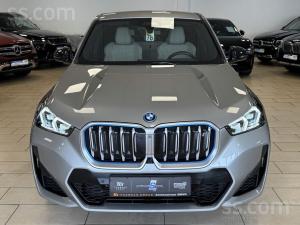 Pelēks BMW X1 2024 Rīga, ar dzinēja tilpumu 2.00 L un nobraukumu 47 tūkst. km par 39650 €, foto 3 vietnē AUTOMOTO.COM.LV