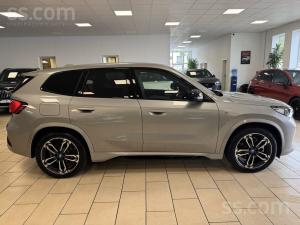 Pelēks BMW X1 2024 Rīga, ar dzinēja tilpumu 2.00 L un nobraukumu 47 tūkst. km par 39650 €, foto 5 vietnē AUTOMOTO.COM.LV