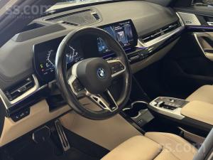 Pelēks BMW X1 2024 Rīga, ar dzinēja tilpumu 2.00 L un nobraukumu 47 tūkst. km par 39650 €, foto 12 vietnē AUTOMOTO.COM.LV