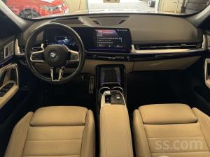 Pelēks BMW X1 2024 Rīga, ar dzinēja tilpumu 2.00 L un nobraukumu 47 tūkst. km par 39650 €, foto 24 vietnē AUTOMOTO.COM.LV