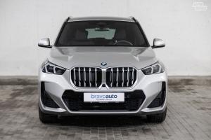 Grey BMW X1 2025 in Vilnius, with an engine capacity of 1.50 L and mileage of 19 thousand km for 39991 €, photo 5 on AUTOMOTO.COM.LV