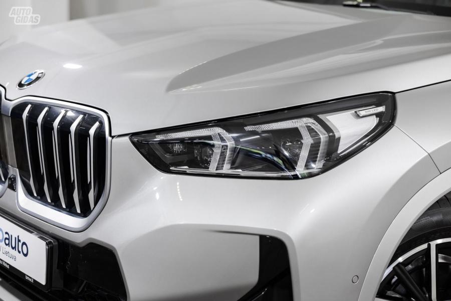 Grey BMW X1 2025 in Vilnius, with an engine capacity of 1.50 L and mileage of 19 thousand km for 39991 €, photo 7 on AUTOMOTO.COM.LV