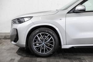 Grey BMW X1 2025 in Vilnius, with an engine capacity of 1.50 L and mileage of 19 thousand km for 39991 €, photo 10 on AUTOMOTO.COM.LV
