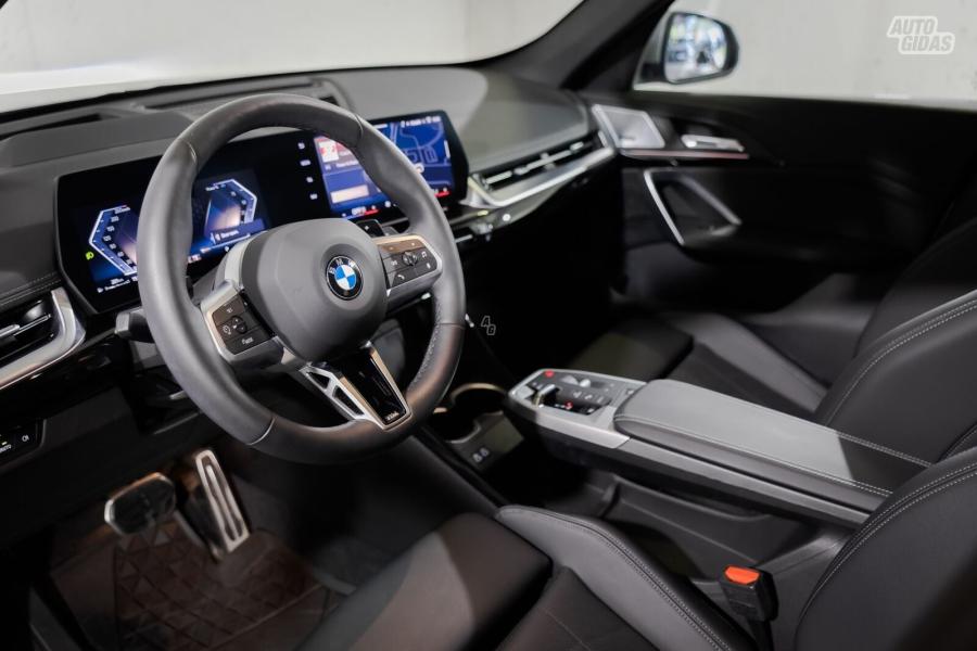 Grey BMW X1 2025 in Vilnius, with an engine capacity of 1.50 L and mileage of 19 thousand km for 39991 €, photo 14 on AUTOMOTO.COM.LV