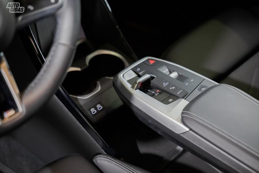 Grey BMW X1 2025 in Vilnius, with an engine capacity of 1.50 L and mileage of 19 thousand km for 39991 €, photo 15 on AUTOMOTO.COM.LV