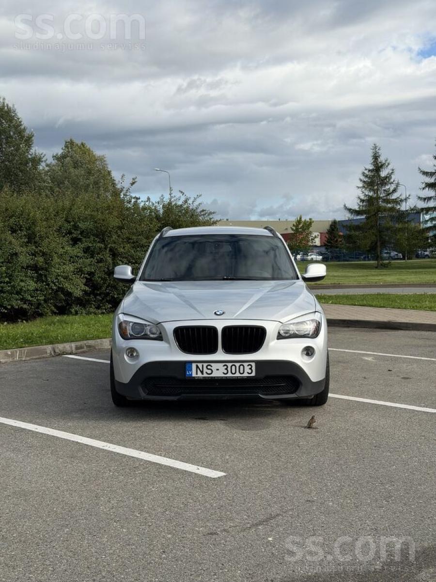 Pelēks BMW X1 2009 Rīga, ar dzinēja tilpumu 2.00 L un nobraukumu 413 tūkst. km par 6995 €, foto 3 vietnē AUTOMOTO.COM.LV