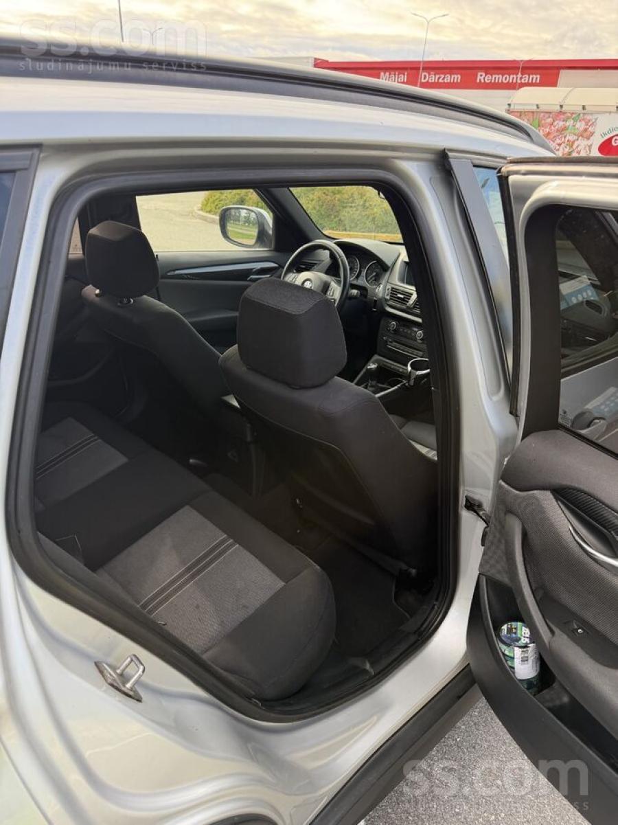 Pelēks BMW X1 2009 Rīga, ar dzinēja tilpumu 2.00 L un nobraukumu 413 tūkst. km par 6995 €, foto 7 vietnē AUTOMOTO.COM.LV