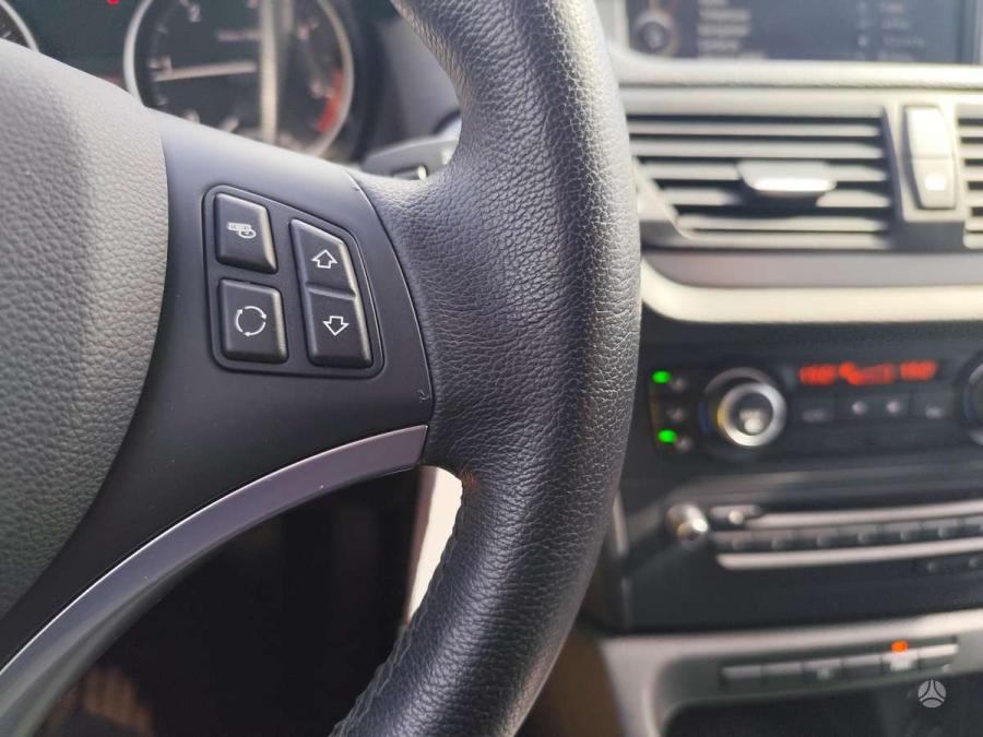 Pelēks BMW X1 2010 Kauņa, ar dzinēja tilpumu 2.00 L un nobraukumu 217 tūkst. km par 6250 €, foto 15 vietnē AUTOMOTO.COM.LV