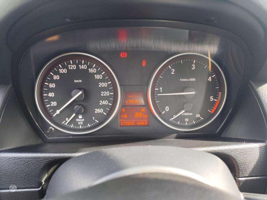 Pelēks BMW X1 2010 Kauņa, ar dzinēja tilpumu 2.00 L un nobraukumu 217 tūkst. km par 6250 €, foto 16 vietnē AUTOMOTO.COM.LV