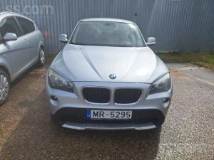 Pelēks BMW X1 2010 Jelgava, ar dzinēja tilpumu 2.00 L un nobraukumu 279 tūkst. km par 3999 €, foto  vietnē AUTOMOTO.COM.LV