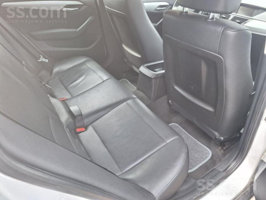 Pelēks BMW X1 2010 Jelgava, ar dzinēja tilpumu 2.00 L un nobraukumu 279 tūkst. km par 3999 €, foto 9 vietnē AUTOMOTO.COM.LV