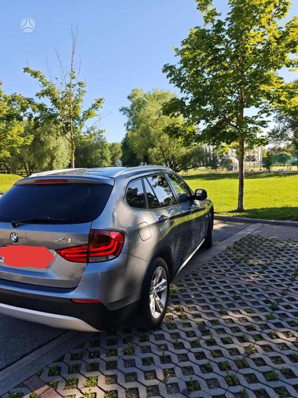 Pelēks BMW X1 2010 Klaipėda, ar dzinēja tilpumu 2.00 L un nobraukumu 207 tūkst. km par 6900 €, foto 3 vietnē AUTOMOTO.COM.LV