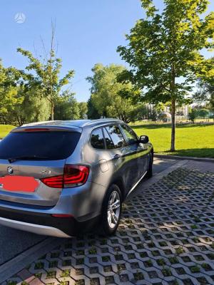 Pelēks BMW X1 2010 Klaipėda, ar dzinēja tilpumu 2.00 L un nobraukumu 207 tūkst. km par 6900 €, foto 3 vietnē AUTOMOTO.COM.LV
