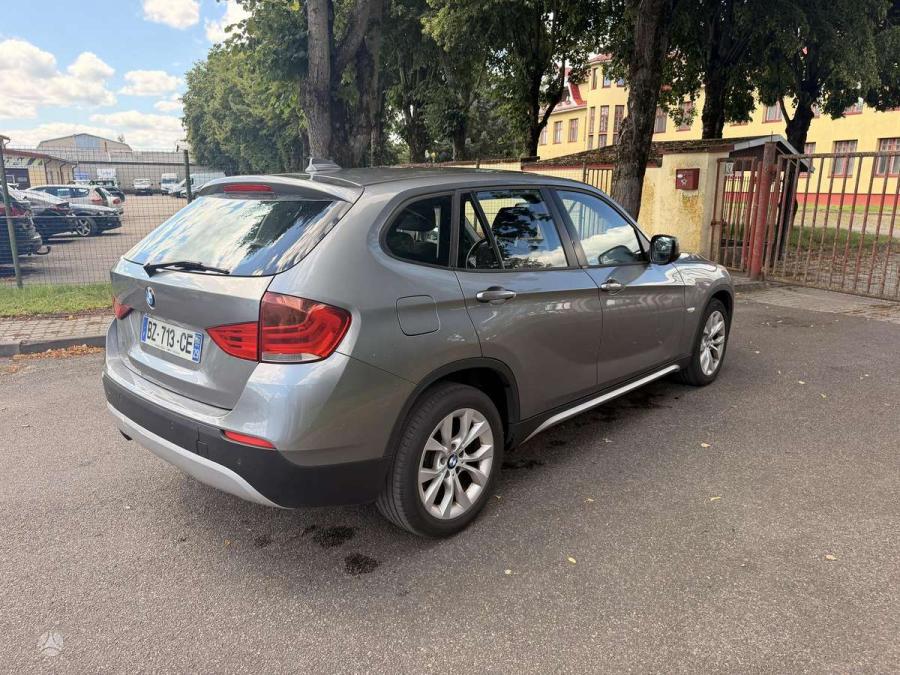 Pelēks BMW X1 2011 Tauragė, ar dzinēja tilpumu 2.00 L un nobraukumu 287 tūkst. km par 5500 €, foto 6 vietnē AUTOMOTO.COM.LV