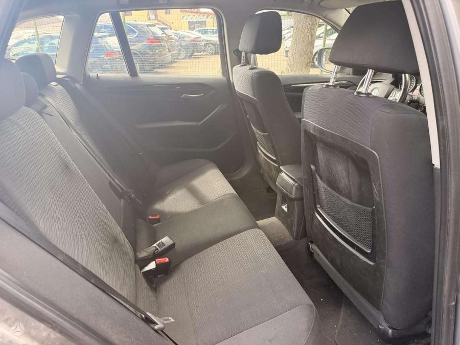 Pelēks BMW X1 2011 Tauragė, ar dzinēja tilpumu 2.00 L un nobraukumu 287 tūkst. km par 5500 €, foto 12 vietnē AUTOMOTO.COM.LV