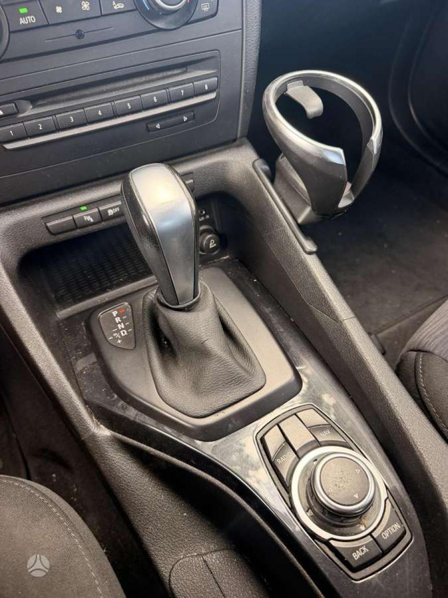 Pelēks BMW X1 2011 Tauragė, ar dzinēja tilpumu 2.00 L un nobraukumu 287 tūkst. km par 5500 €, foto 14 vietnē AUTOMOTO.COM.LV