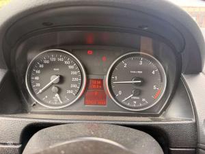 Pelēks BMW X1 2011 Tauragė, ar dzinēja tilpumu 2.00 L un nobraukumu 287 tūkst. km par 5500 €, foto 15 vietnē AUTOMOTO.COM.LV