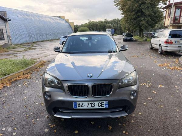 BMW X1 2011 in Taurage on AUTOMOTO.COM.LV Grey BMW X1 2011 in Taurage, with an engine capacity of 2.00 L and mileage of 287 thousand km for 5150 €, photo 4 on AUTOMOTO.COM.LV